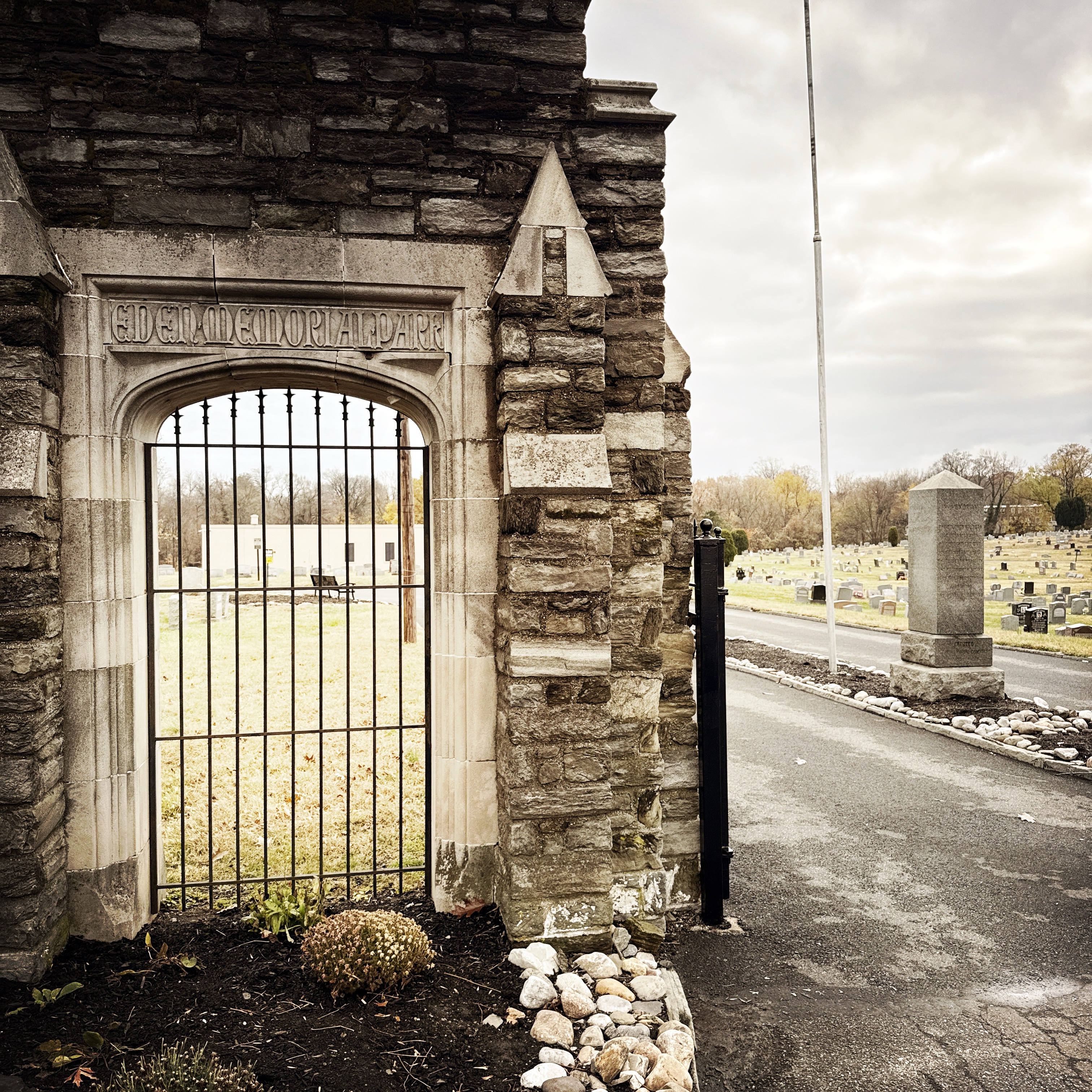 Eden and Mount Lawn cemeteries, Philadelphia. | Black Wide-Awake